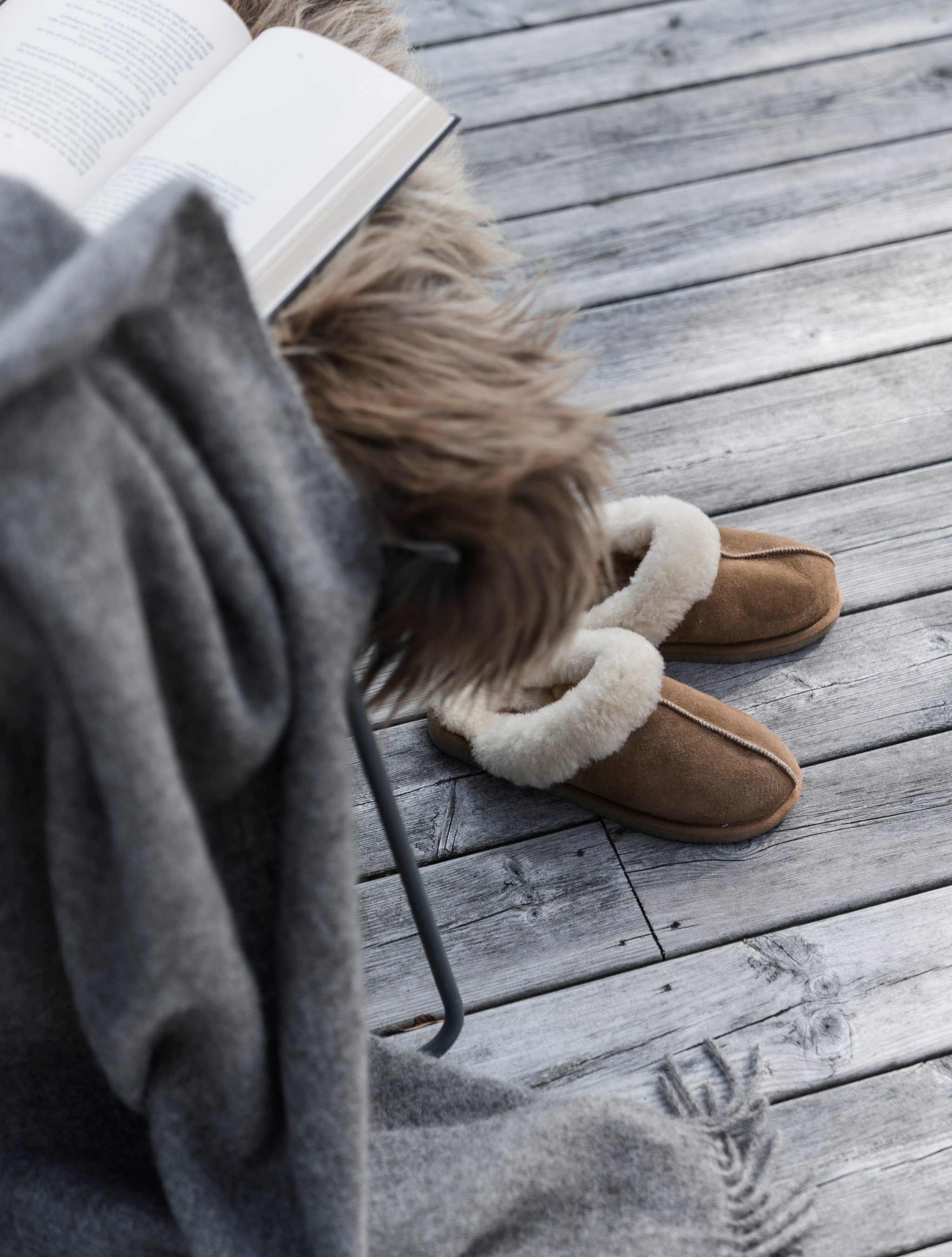 Handla sköna tofflor från Shepherd | Tibergs Möbler